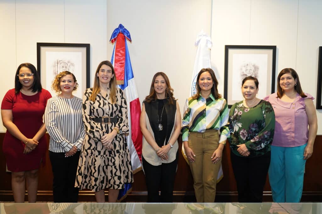 Firma de acuerdo con Nature Power Foundation